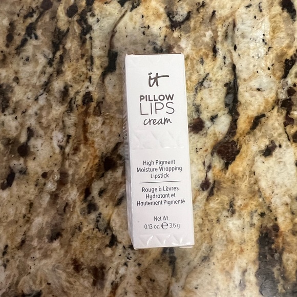 it cosmetics | Makeup | It Cosmetics Pillow Lips Cream Lipstick New In ...